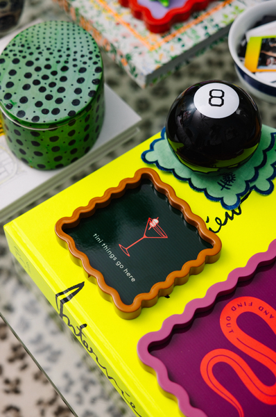 Tini Things Lacquer Tray – Waiting On Martha